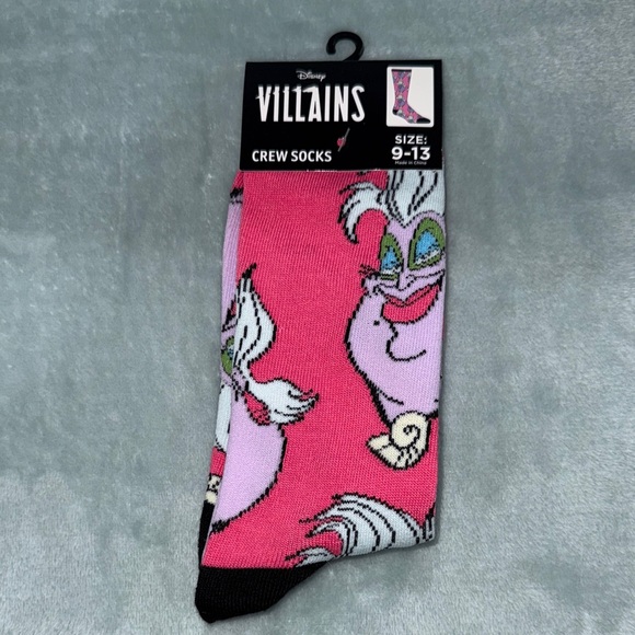 Disney | Accessories | Disney Villains Pink And Black Crew Socksursula ...